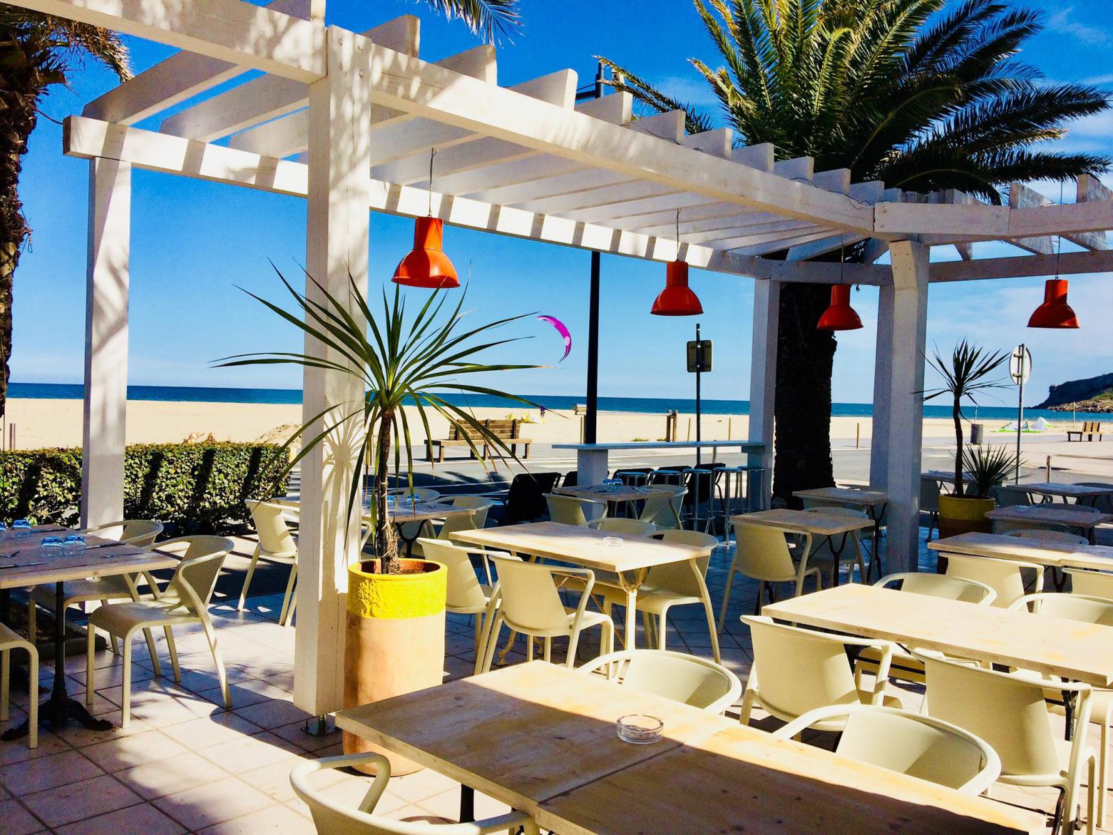 Le Bleu Surf Café - Plage privée La Franqui (11370 La Franqui)