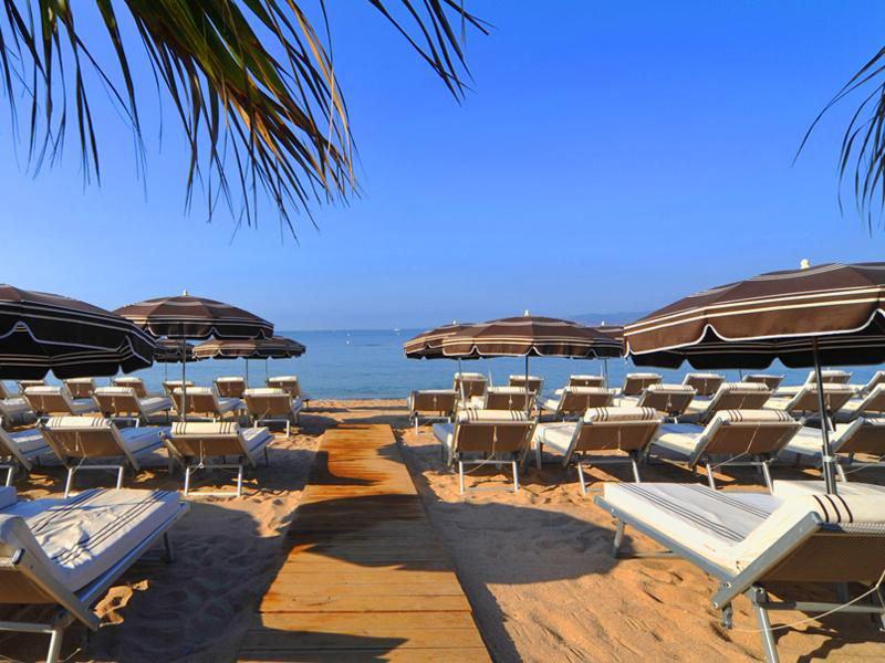 Rocher Plage - Plage privée Saint Raphaël (83700 Saint Raphaël)