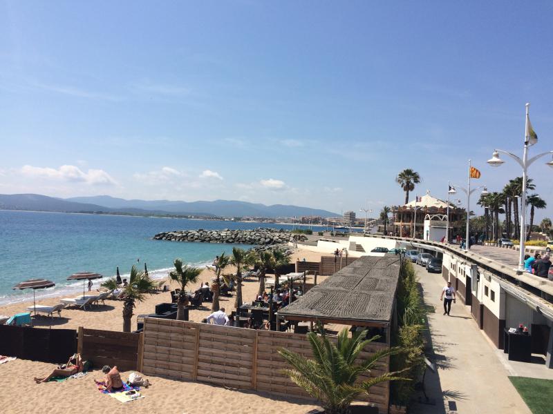 Rocher Plage - Plage privée Saint Raphaël (83700 Saint Raphaël)